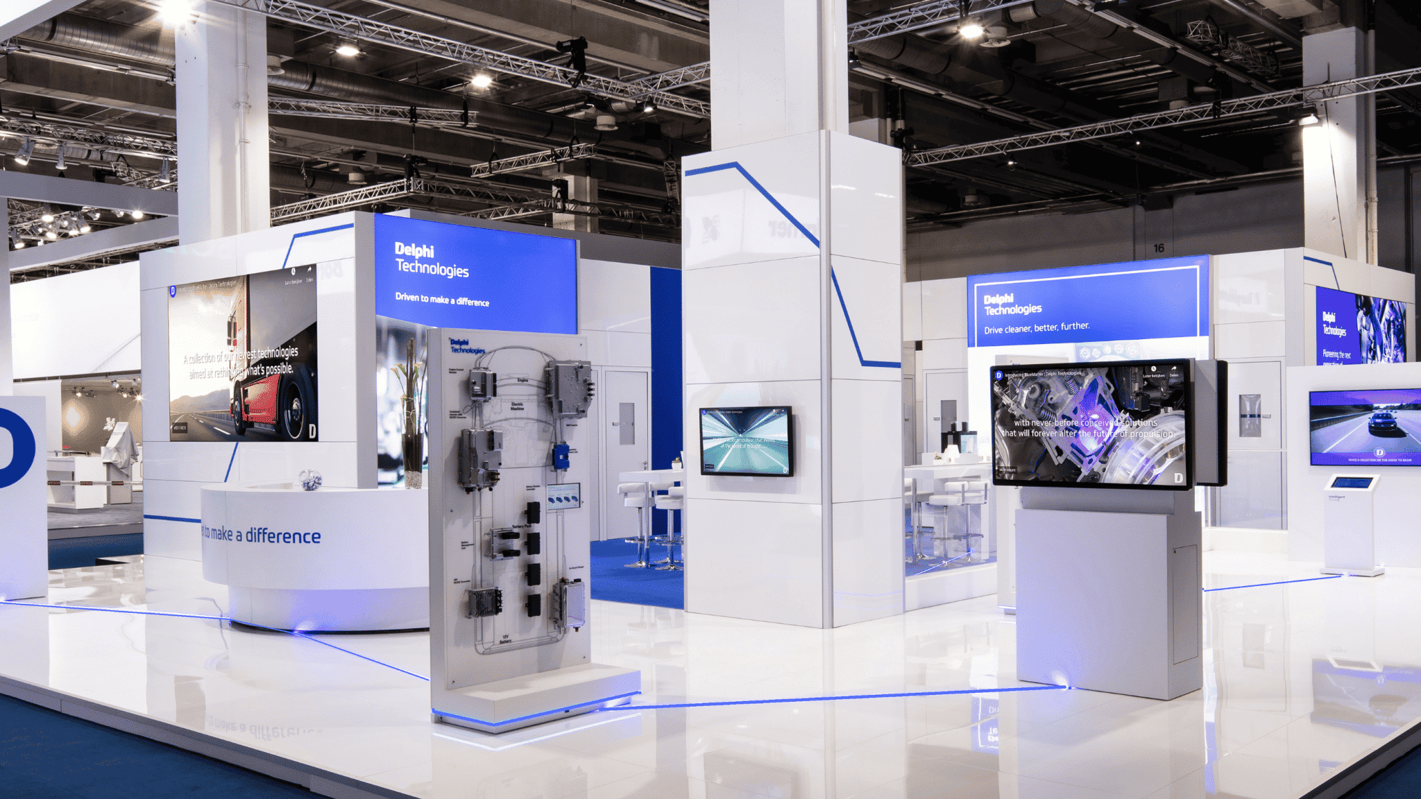 Wall and floor panels for Delphi - Exposupply